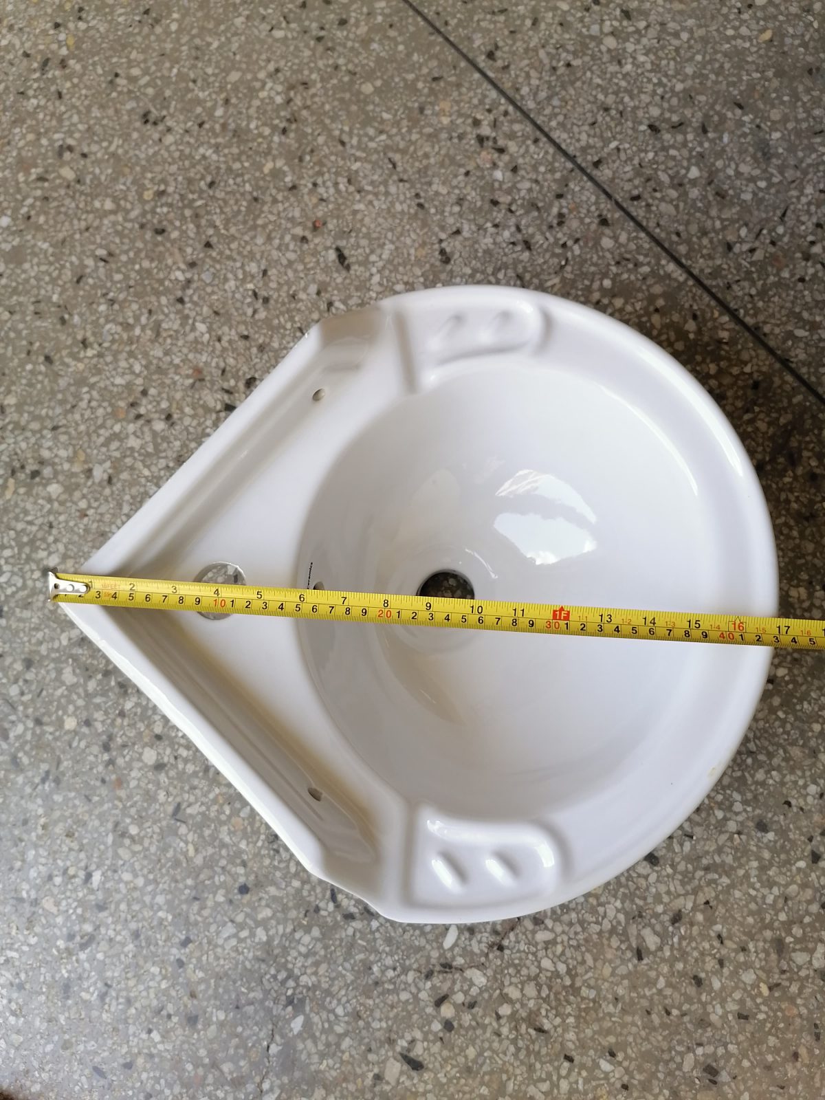 CORNER BASIN – Manzil Builders