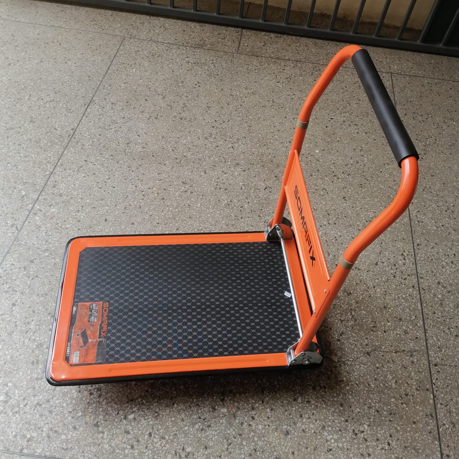 Somafix Foldable Platform Hand Truck – Manzil Builders
